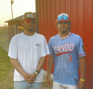 ‘Two big, goofy dudes’: Twin brothers Parker, Karsen Simon reflect on ...