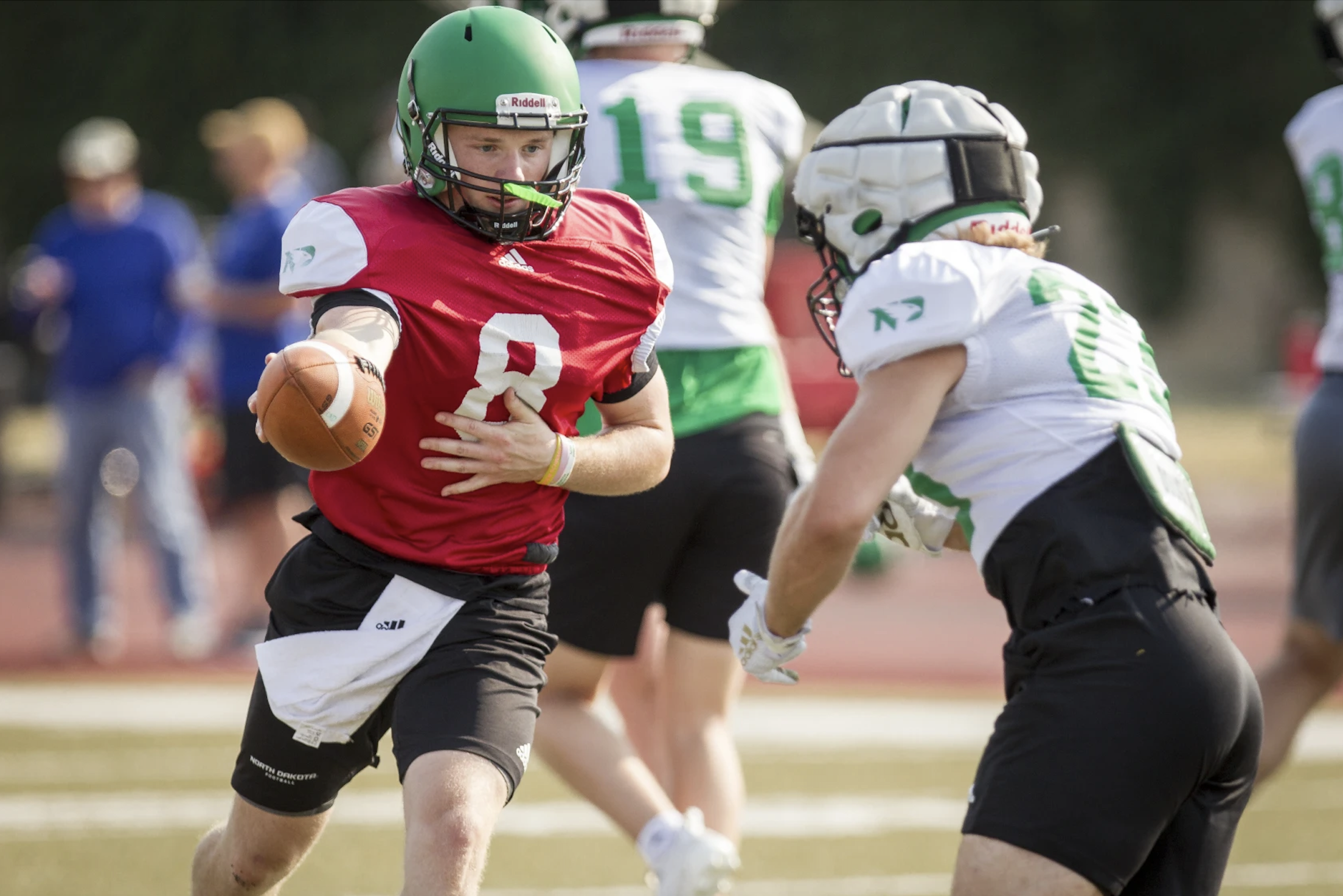 Former Langdon star Simon Romfo named UND’s starting quarterback ...