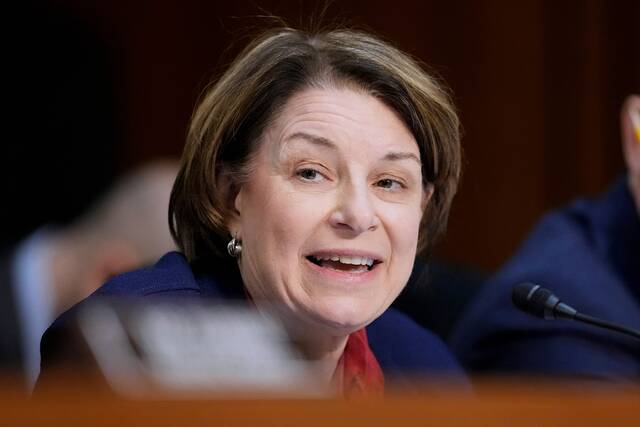 Klobuchar will run for Minnesota governor after Walz ends bid | Devil's ...