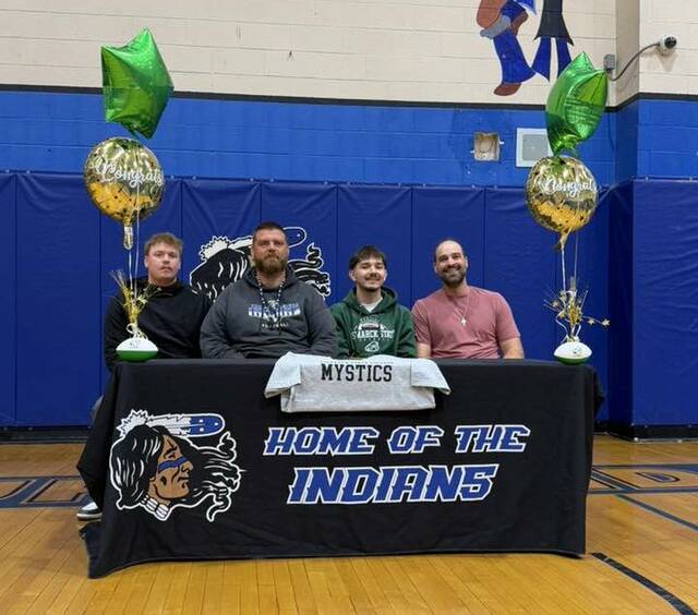 Jonte Delorme, Tyler Black Jr. sign to play sports in college – Devil's ...